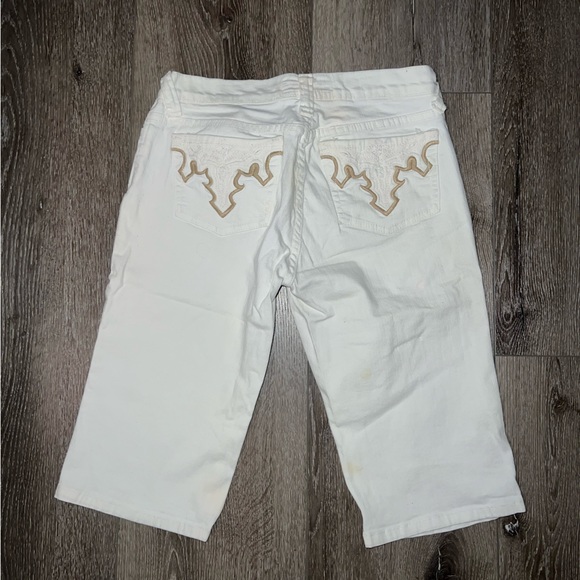 Shorts | Vintage White Jean Jorts With Back Pocket Designs | Poshmark